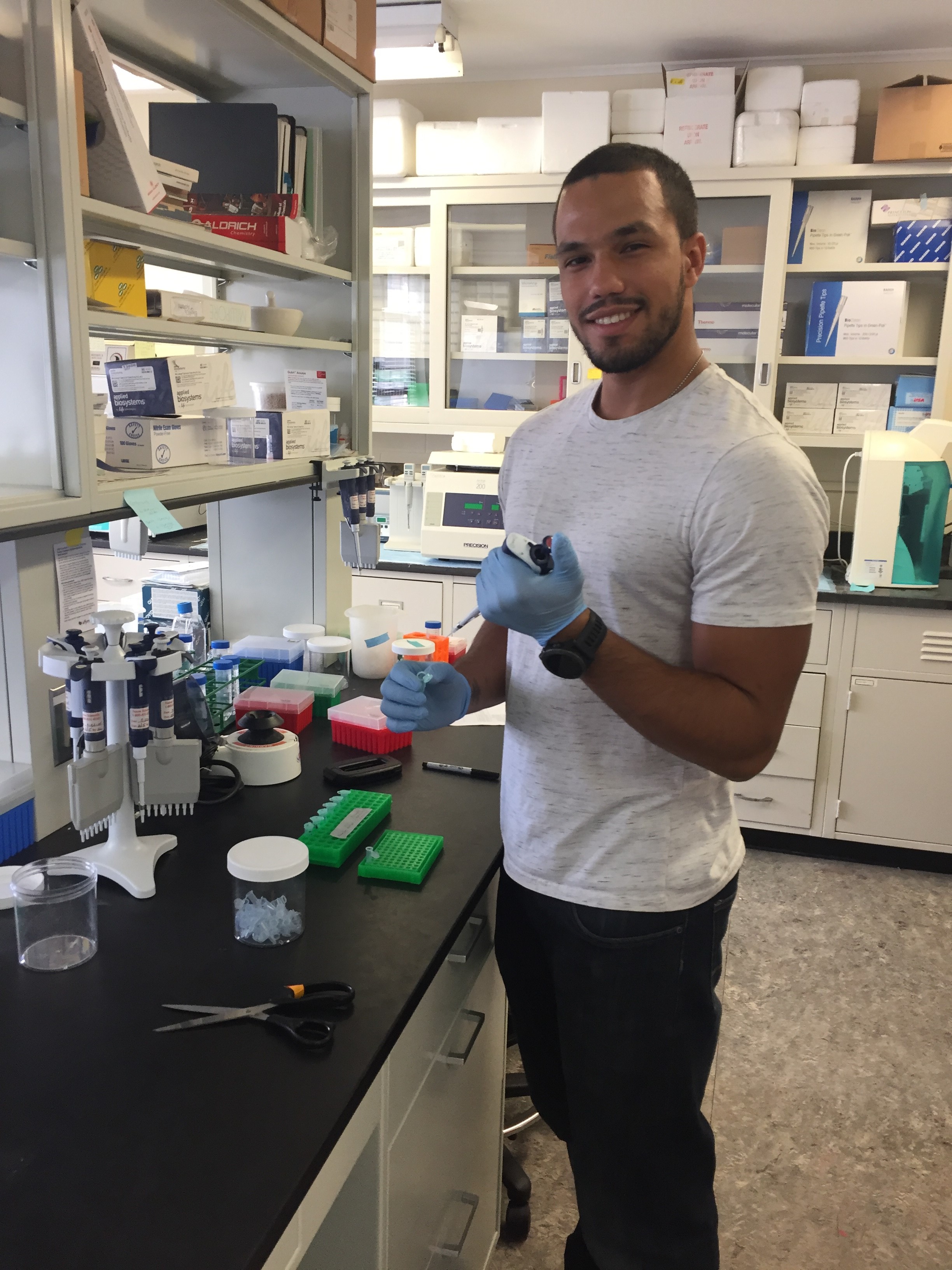 Welcome Melvin! | Fonseca Lab